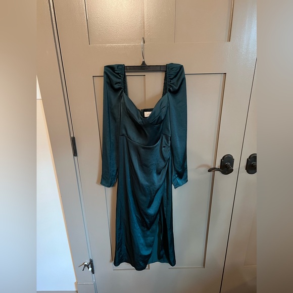 Wilfred | Dresses | Nwot Wilfred Emerald Satin Midi Dress | Poshmark